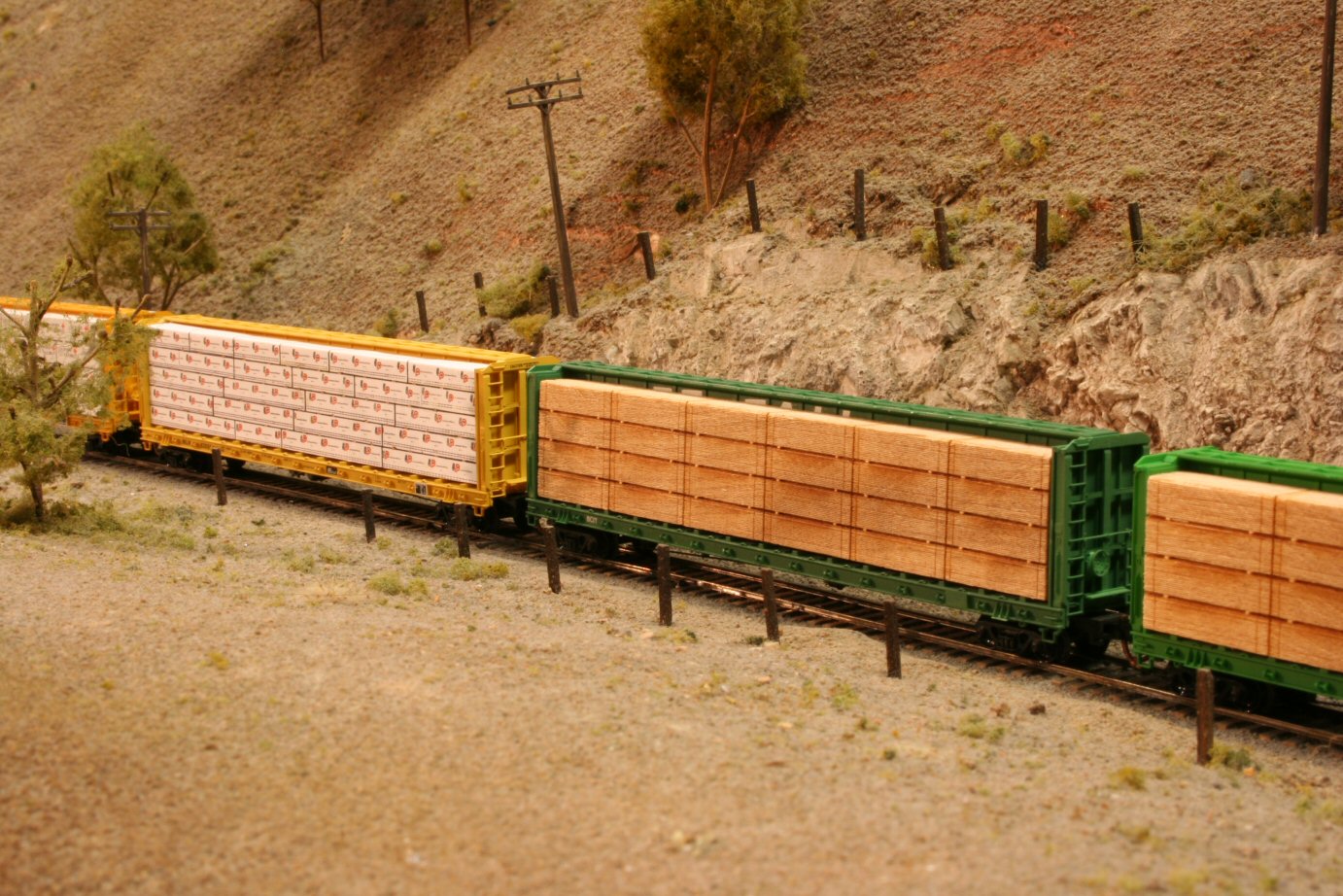 Lumber Loads? | TrainBoard.com - The Internet's Original