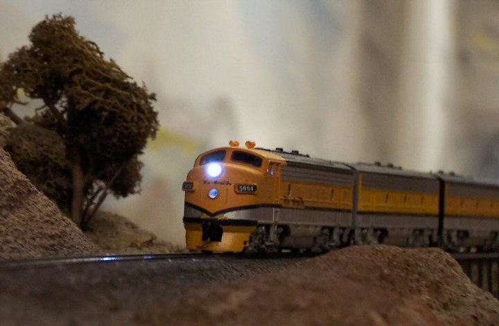 Show us your Aspen Gold! | Page 6 | TrainBoard.com - The Internet's ...